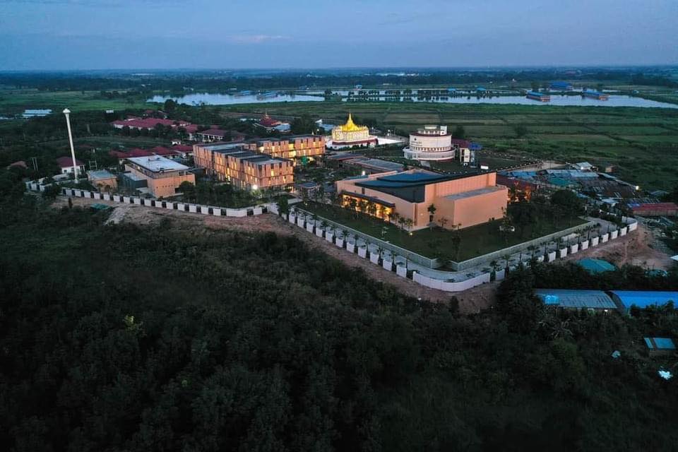 University Of Wisdom Land ယနေ့ ၂၇ ၁၁ ၂၀၂၂ ပညာဘူမိတက္ကသိုလ်အတွင်းရှိ ဘ